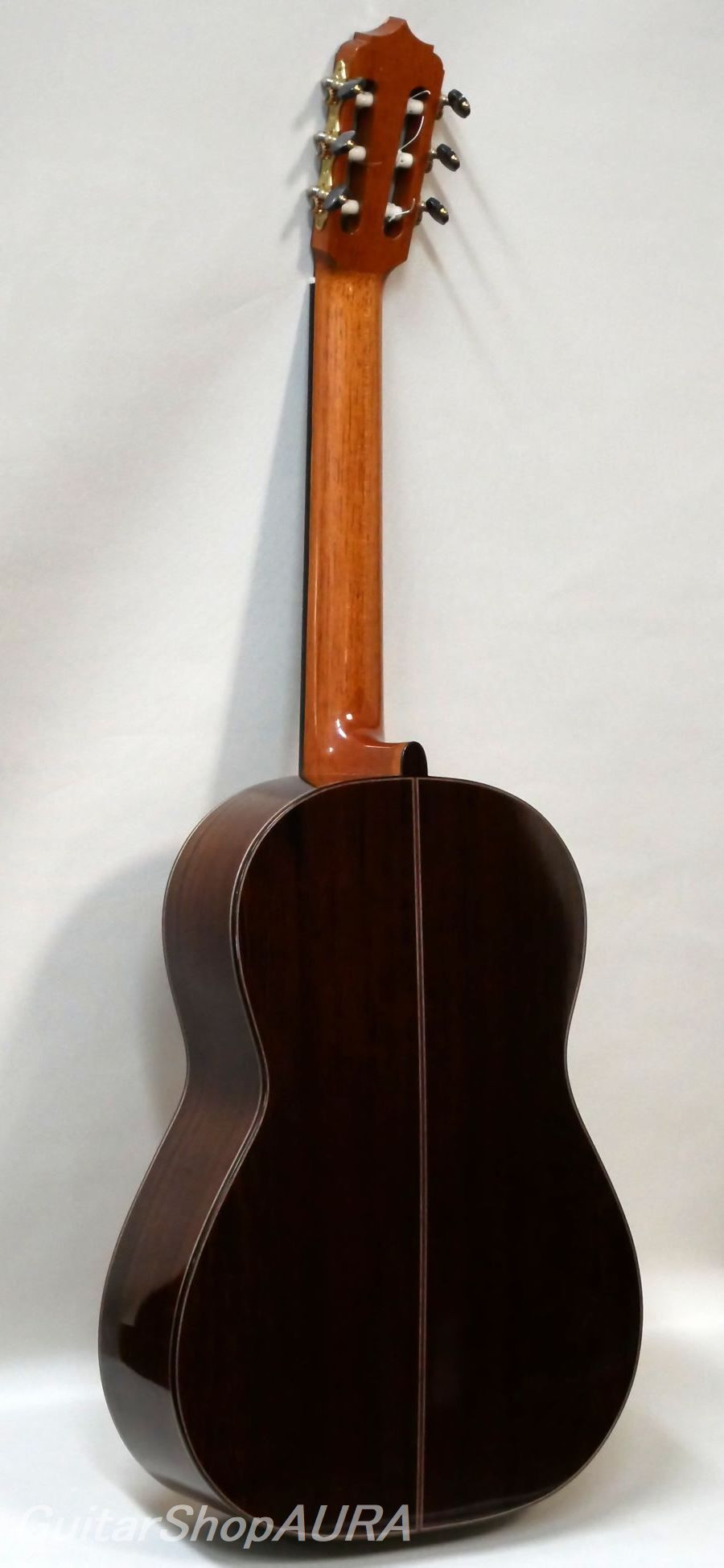 Yuichi Shimizu｜AURA Guitar Catalog